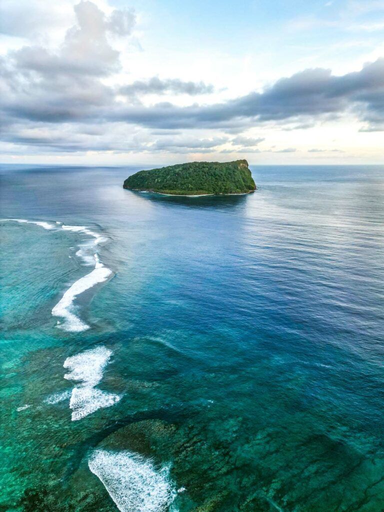 What are the 10 Islands of Samoa? 🏝️