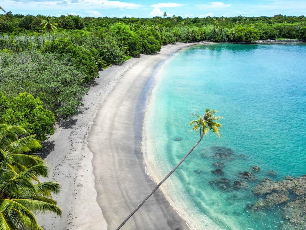 10 BEST Beaches in Samoa - (Inc. Our Personal Faves) ⛱️