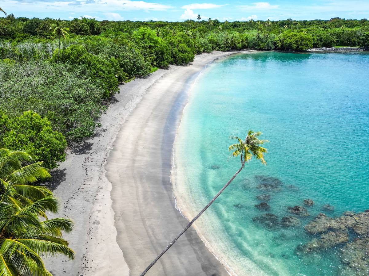 10 BEST Beaches in Samoa - (Inc. Our Personal Faves) ⛱️