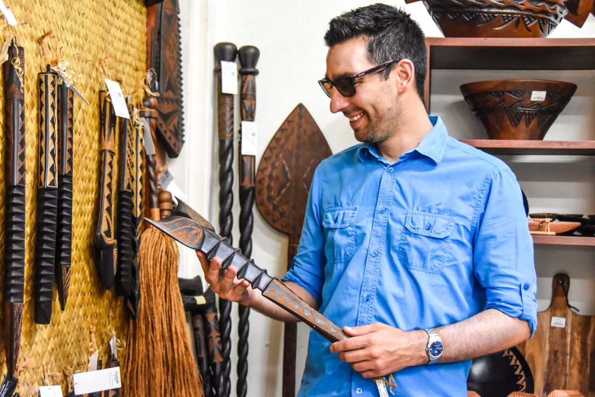 The Guide to Shopping in Samoa + The Best Places to Shop 🛍️ 2026
