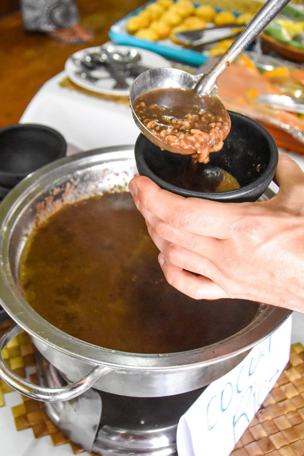 Traditional Samoan Food: 20 Foods to Try in Samoa 🥥