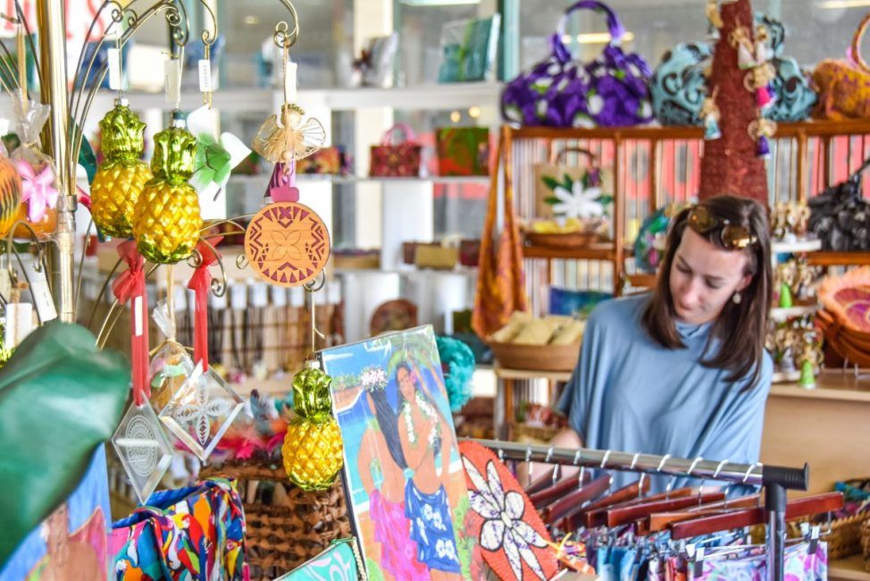 The Guide to Shopping in Samoa + The Best Places to Shop 🛍️ 2025