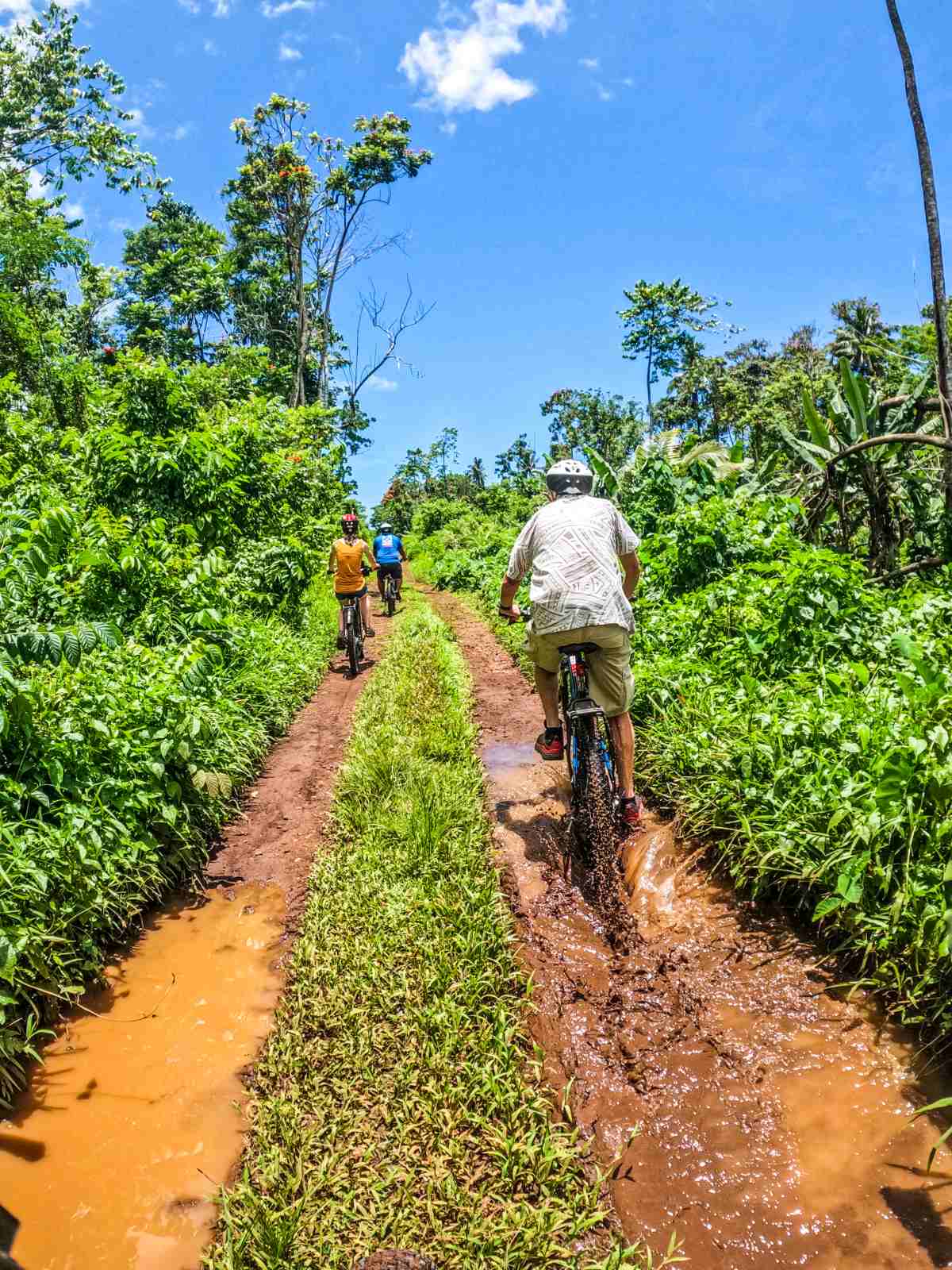 The Cycling Times & Distances in Samoa - Samoa Pocket Guide