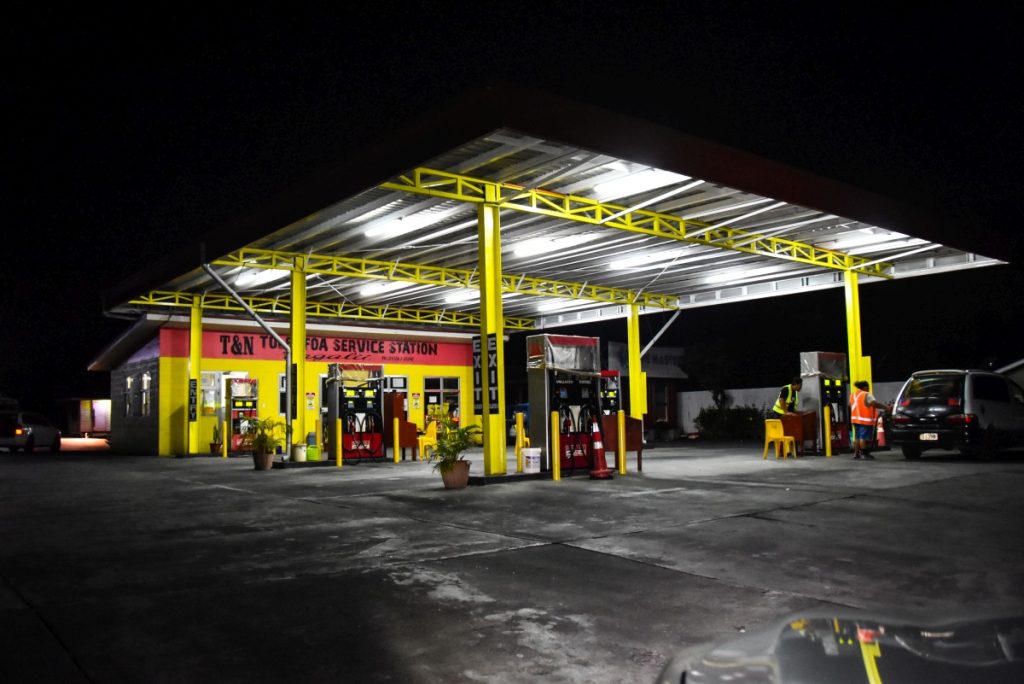 How to Drive in Samoa + 10 Road Rules You Need to Know ⛔