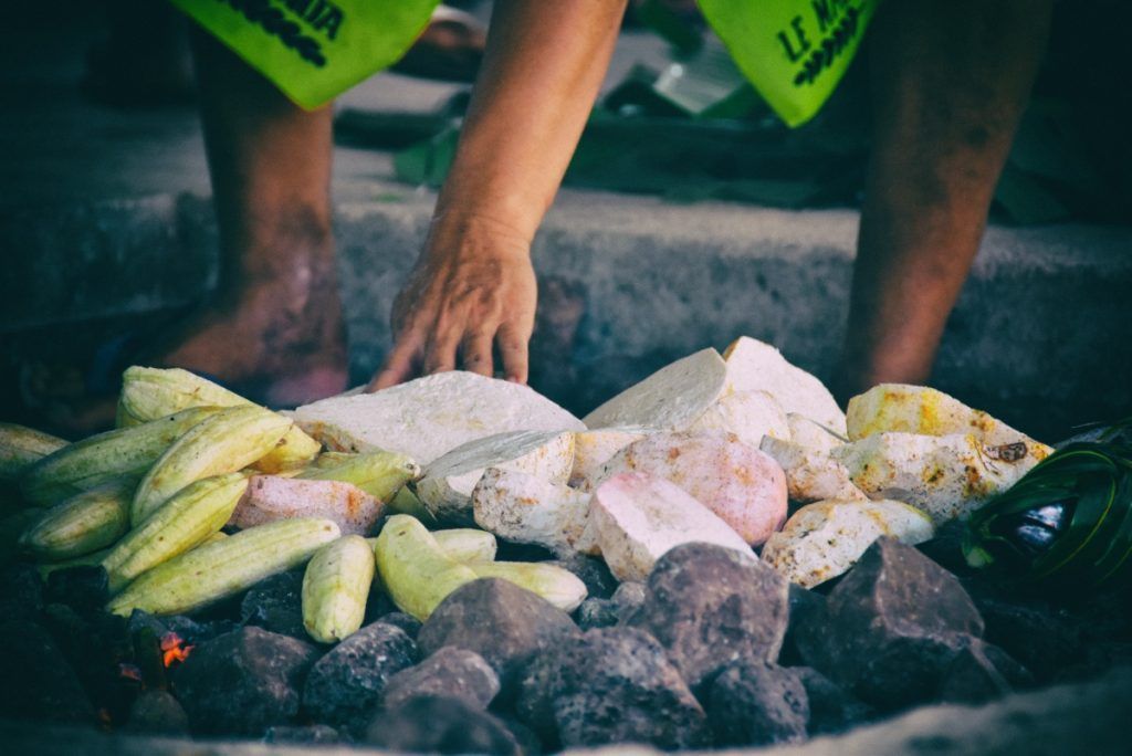 Traditional Samoan Food: 20 Foods to Try in Samoa 🥥 - Samoa Pocket Guide